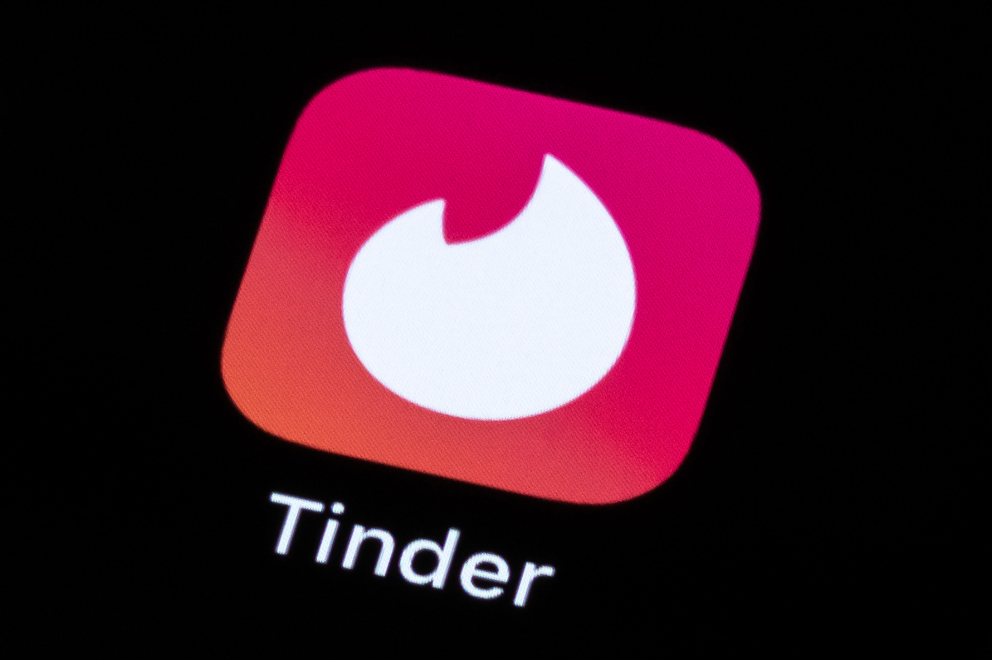 Is Tinder's AI photo feature safe?