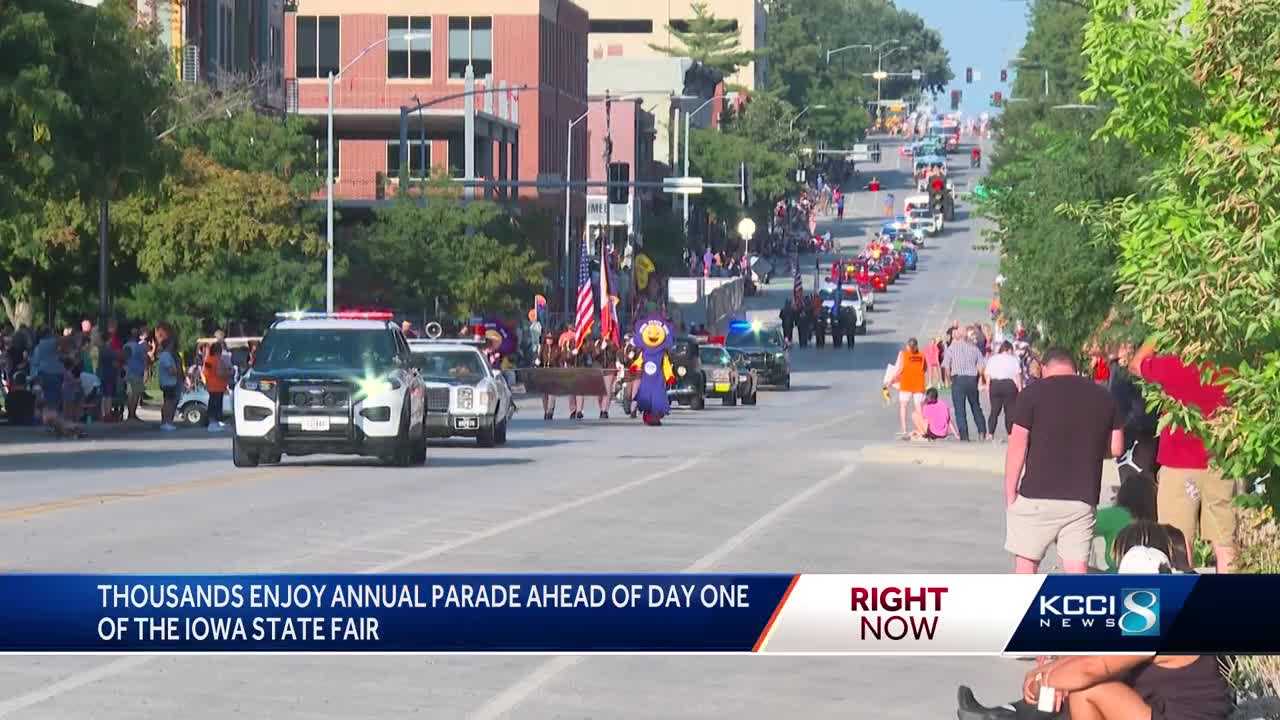 Iowa State Fair: Thousands enjoy parade on the eve of the fair's start