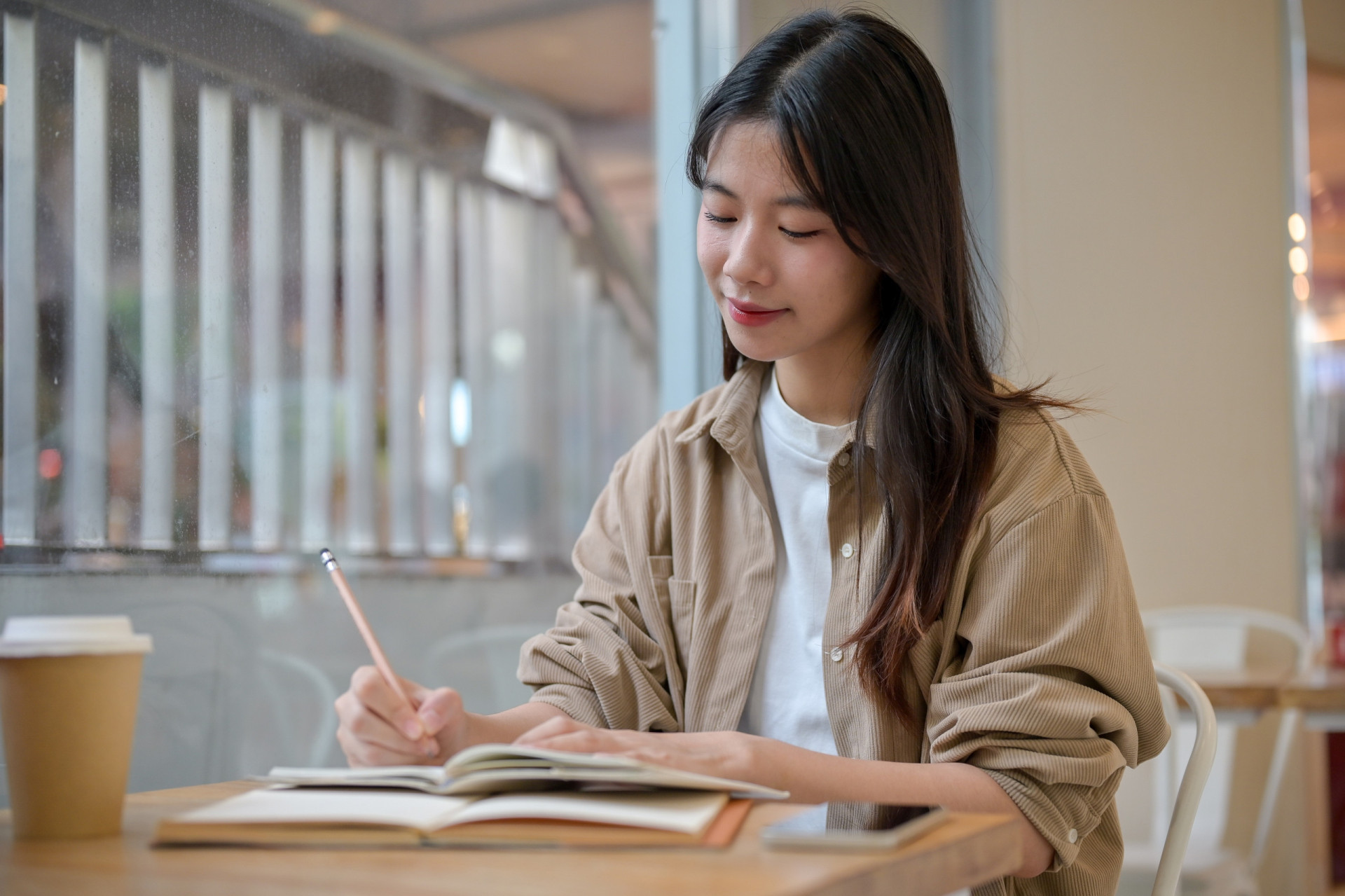 Top strategies for staying focused on the job