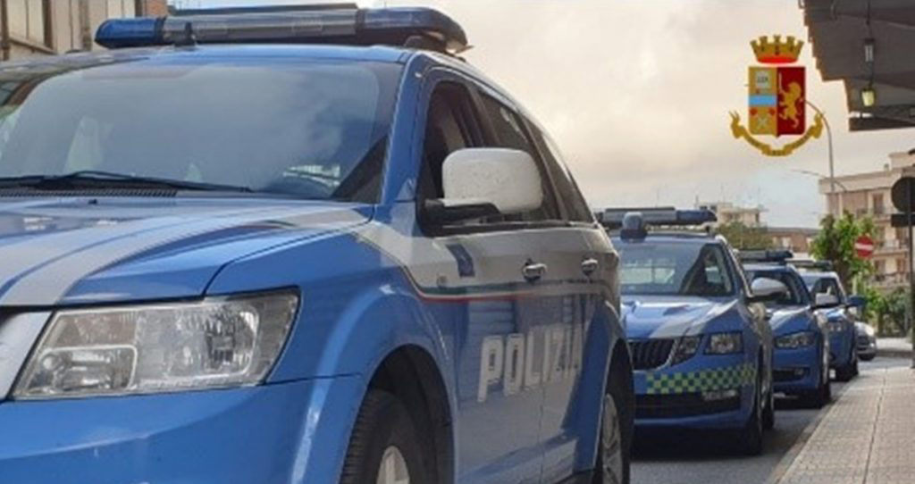 Lite tra giovanissimi finisce nel sangue: 16enne muore accoltellato ... Lite tra giovanissimi finisce nel sangue: 16enne muore accoltellato ...