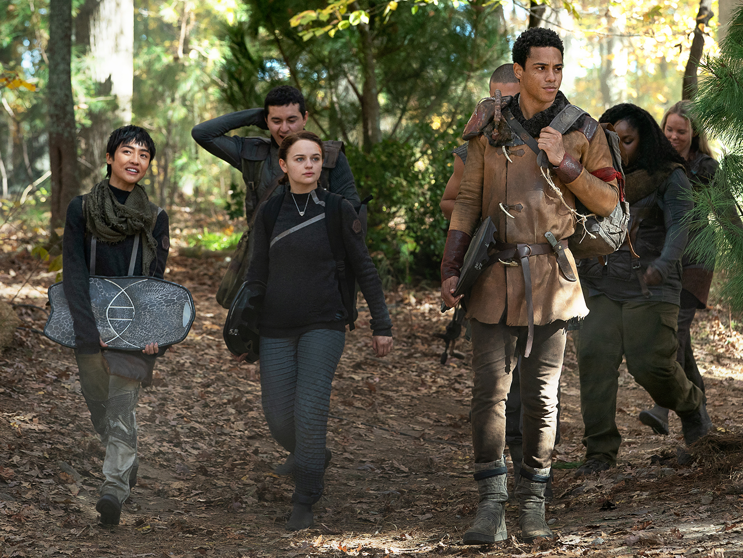 Joey King Netflix Movie 'Uglies': Trailer, Release Date & Everything We ...