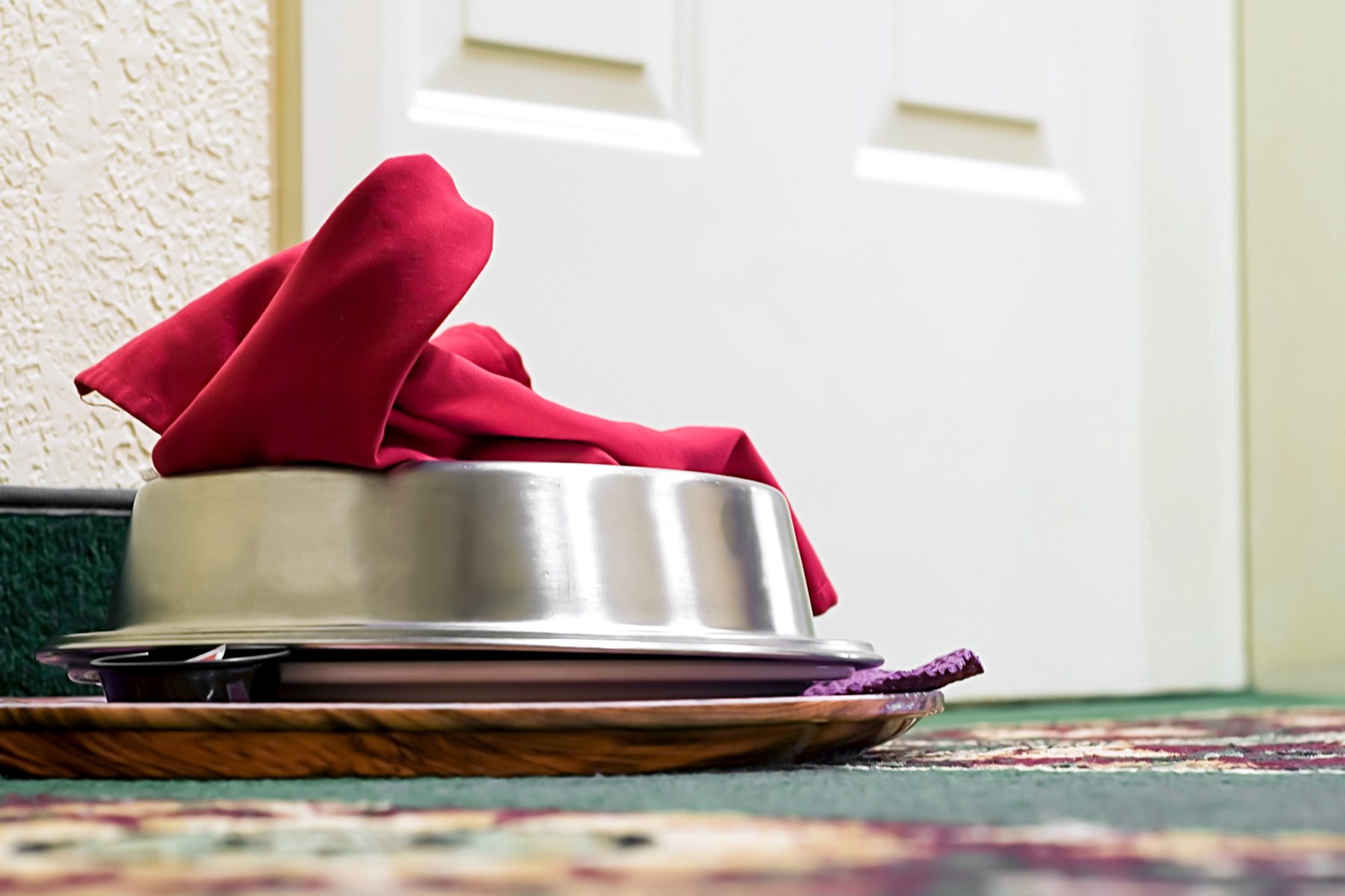 17 polite habits hotel workers actually dislike—and what to do instead