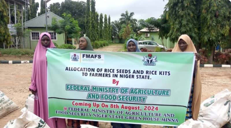 Federal Govt distributes rice seeds worth ₦30m to 150 women farmers in ... Federal Govt distributes rice seeds worth ₦30m to 150 women farmers in ...