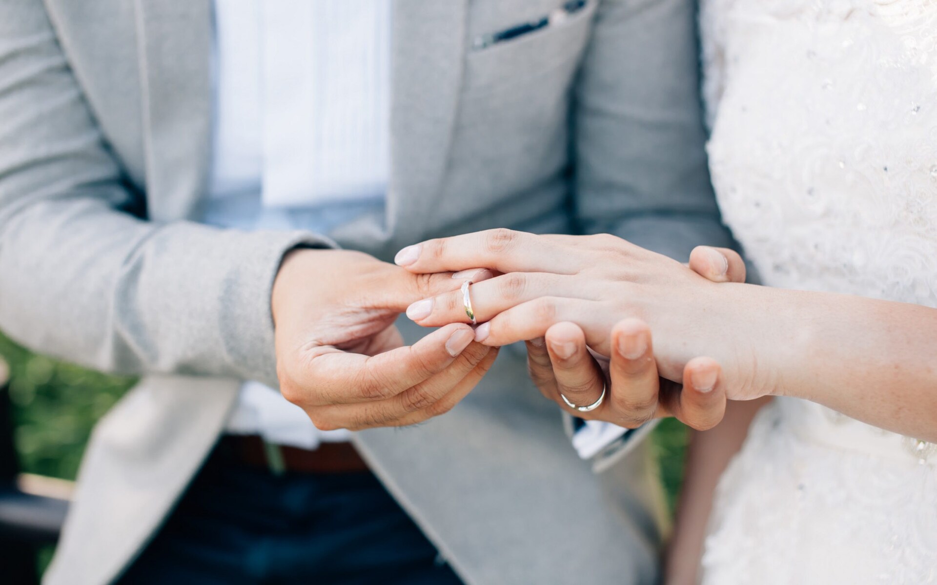 How prenups and postnups can benefit married couples – and what to ...