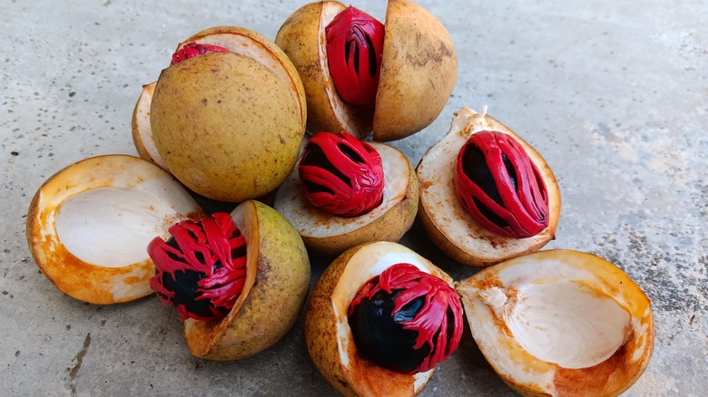 East Vs West Indian Nutmeg: What's The Difference?