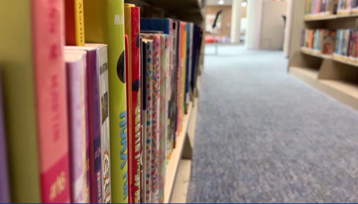 Court lifts injunction blocking enforcement of Iowa’s book ban law Court lifts injunction blocking enforcement of Iowa’s book ban law
