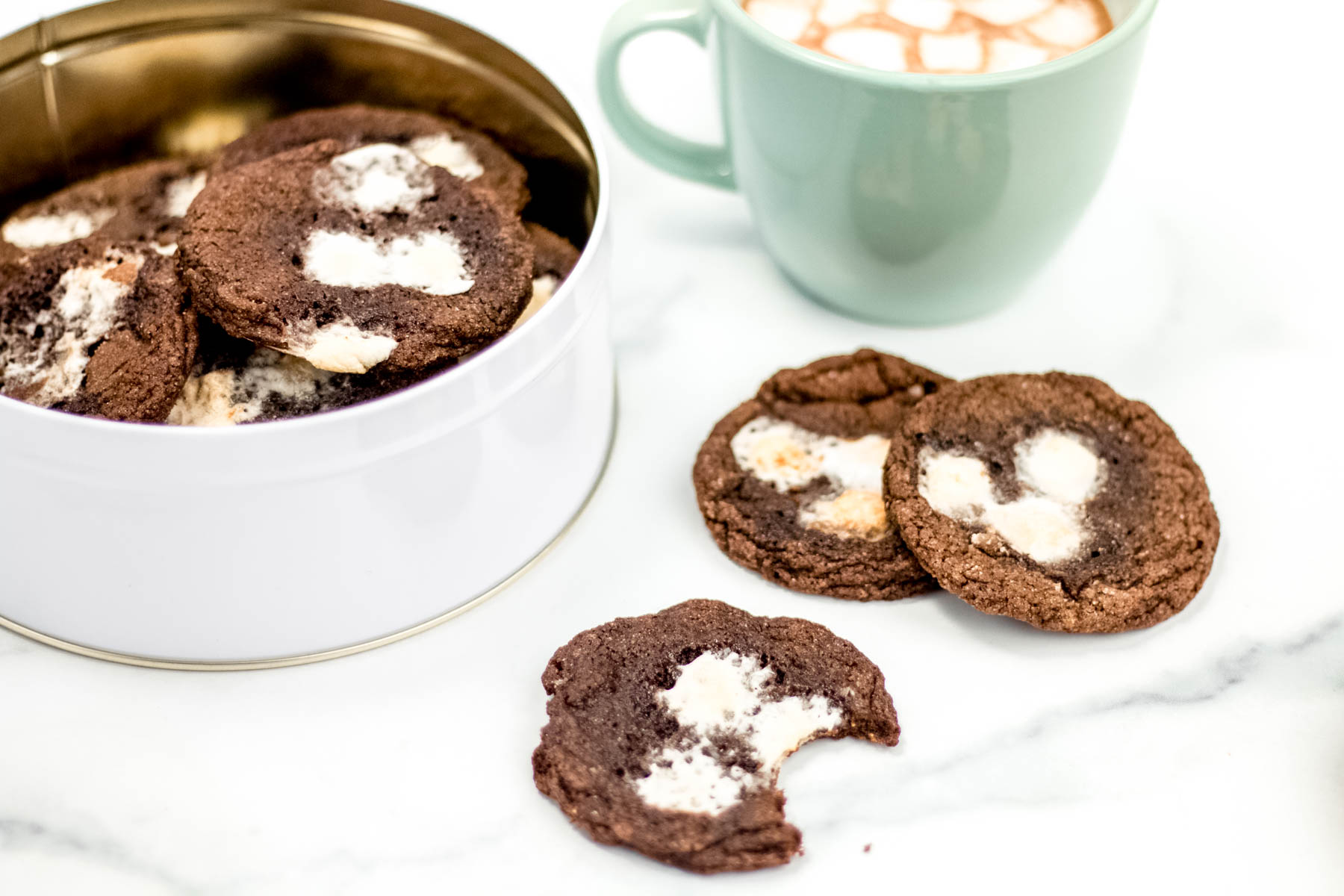 21 Easy Holiday Cookies You Can Make This Weekend