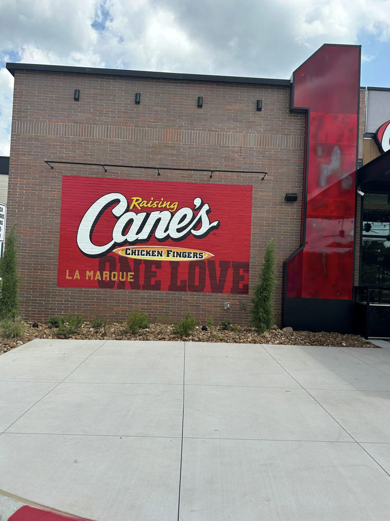 Miss Texas USA and Teen USA to work shift meet fans at Raising Cane's ...