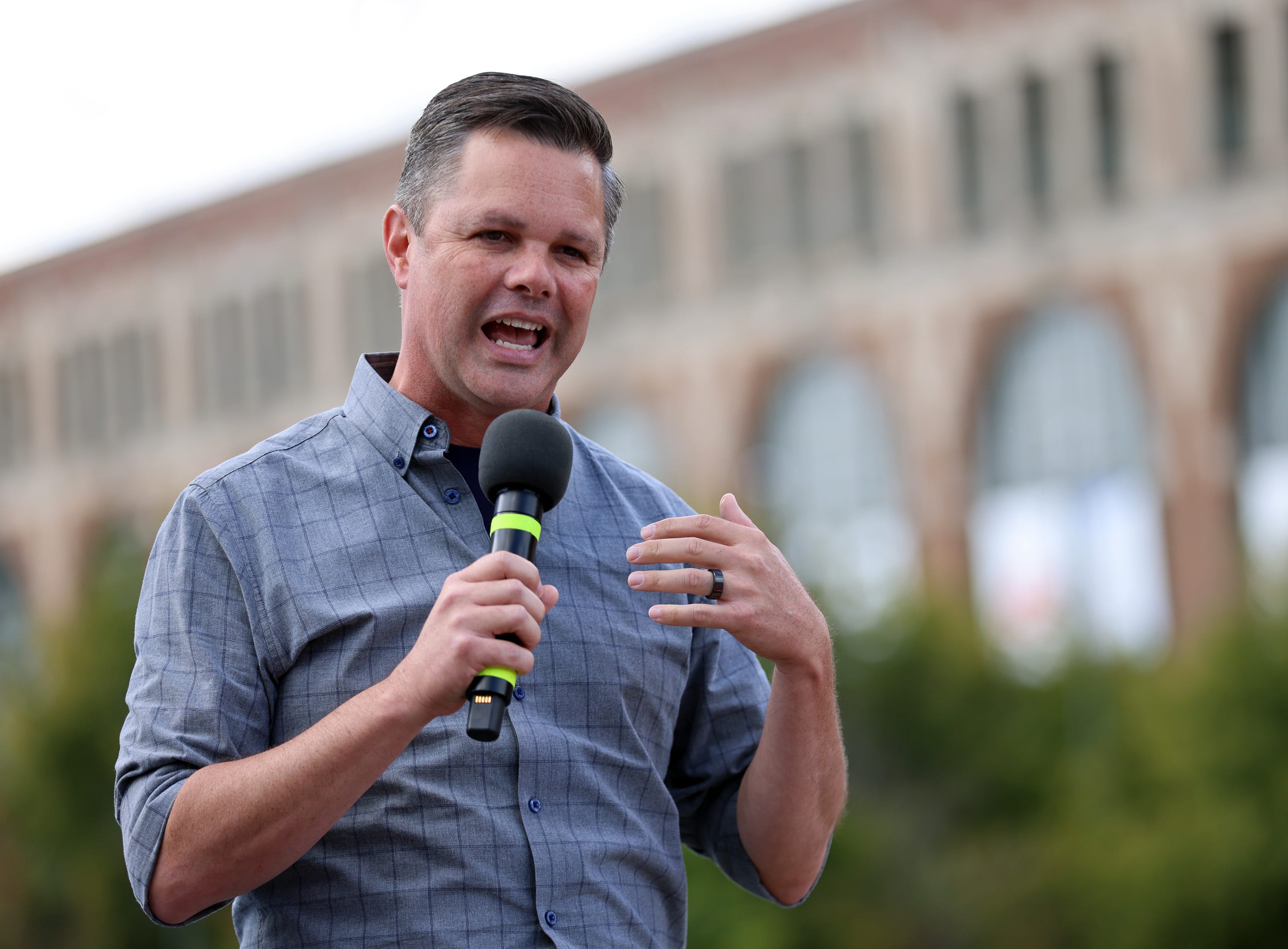 Zach Nunn proposes bill aimed at reducing food insecurity for rural seniors