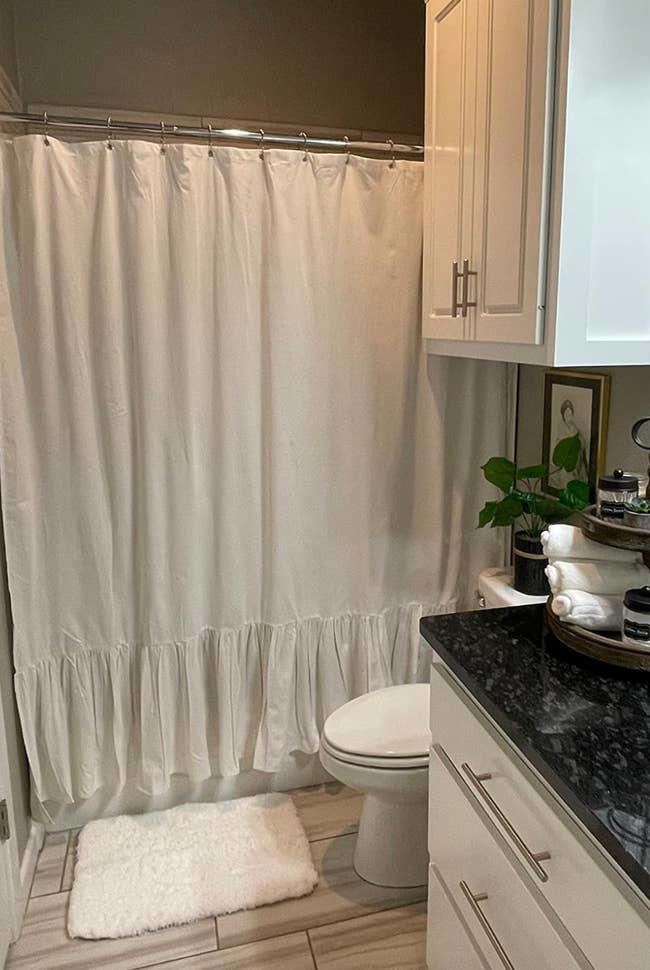 38 Pieces Of Decor That Are A Low-Effort Way To Make A Room More ...