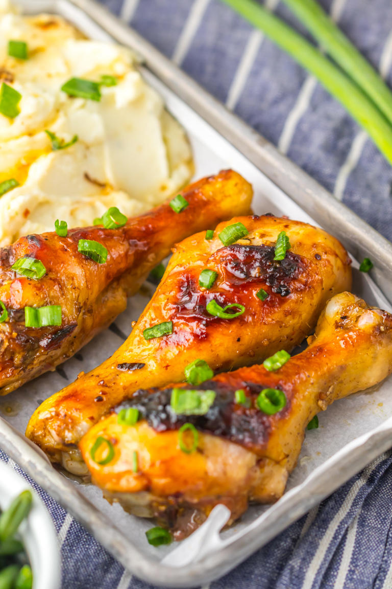 Hot Honey Garlic Chicken Drumsticks Recipe - Baked, Soy Free