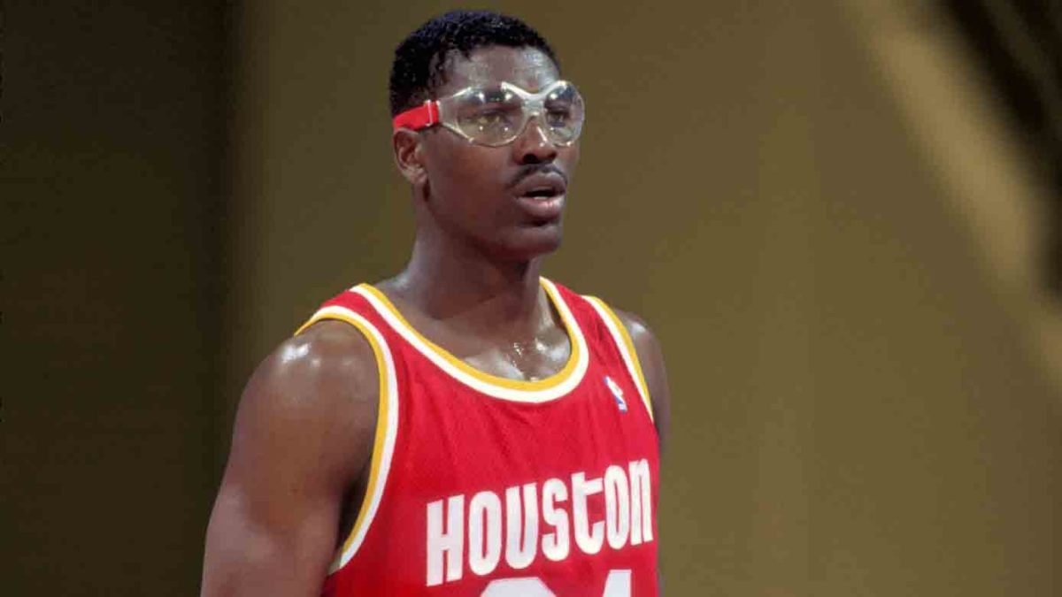 Hakeem Olajuwon explains why wouldn't shoot 3-pointers in today's NBA ...