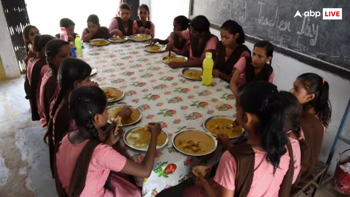 Tamil Nadu Expands CM's Breakfast Scheme To Govt-Aided Schools, ₹600 Cr ...