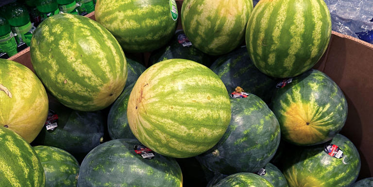 5 Secrets to Picking a Watermelon That’s Juicy and Delicious
