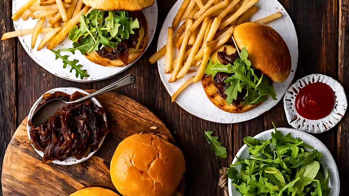 19 Restaurant-Quality Burger Recipes Worth Firing Up the Grill