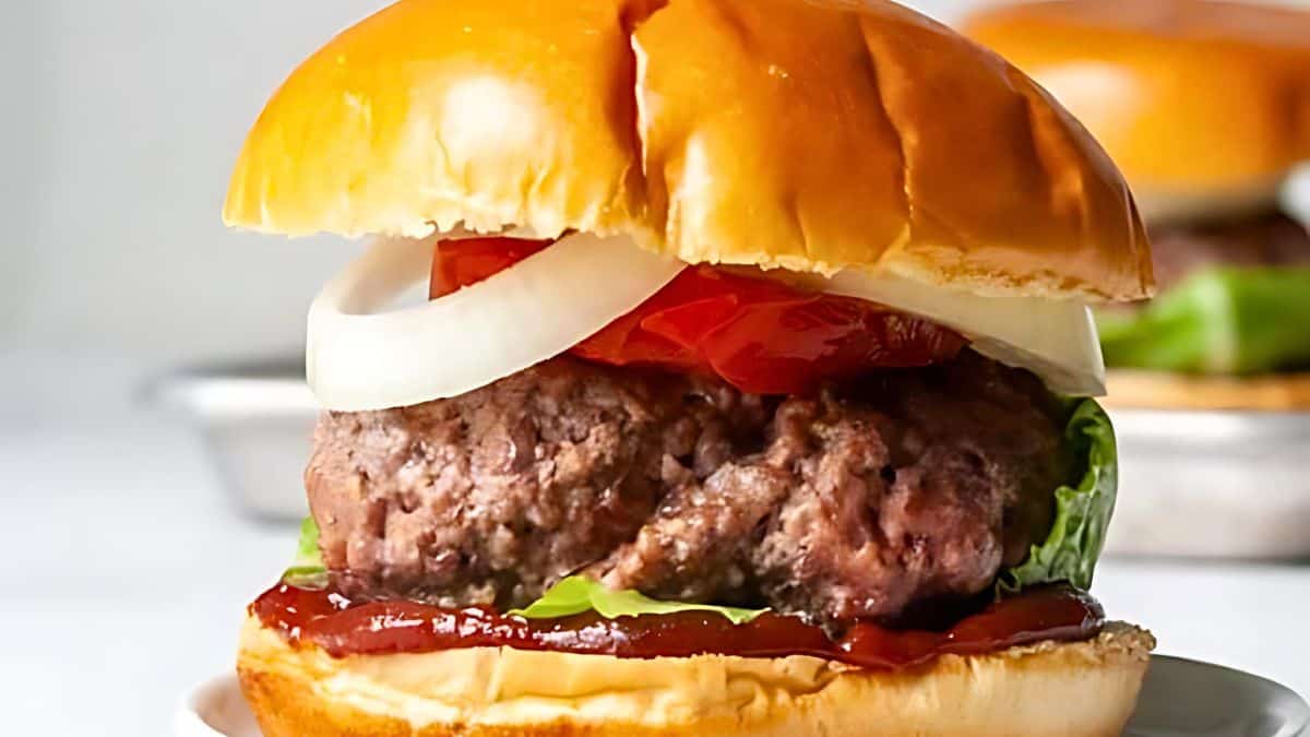 19 Restaurant-Quality Burger Recipes Worth Firing Up the Grill