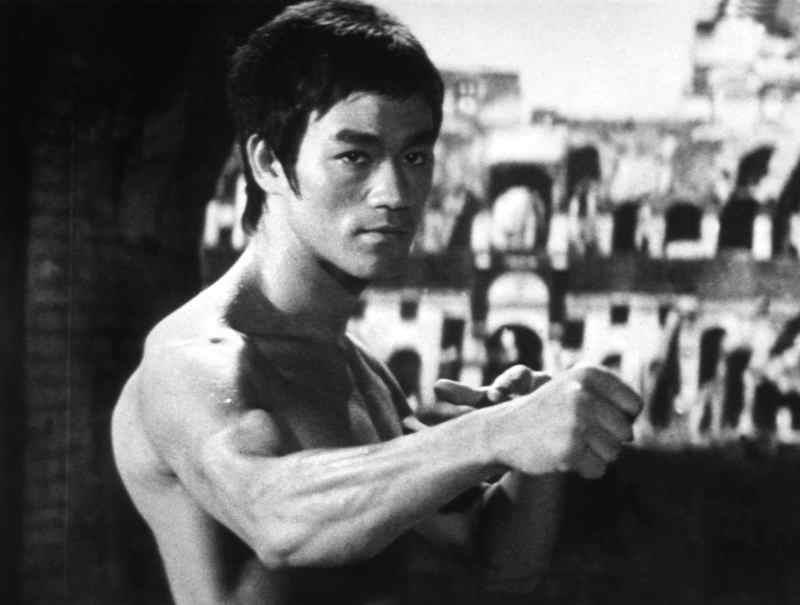 Discover The Late Bruce Lee With THESE Facts