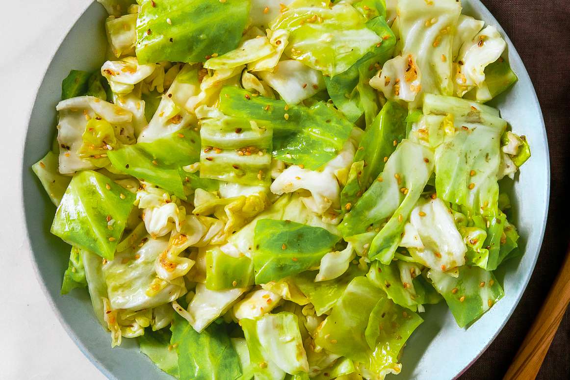 The 5-Minute Yamitsuki Cabbage Recipe I Make At Least Once a Week