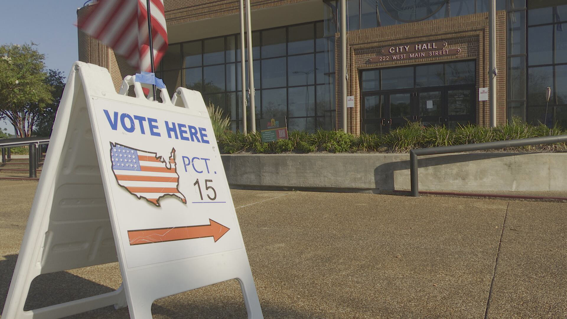 Florida residents head to the polls for the 2024 primary election Florida residents head to the polls for the 2024 primary election