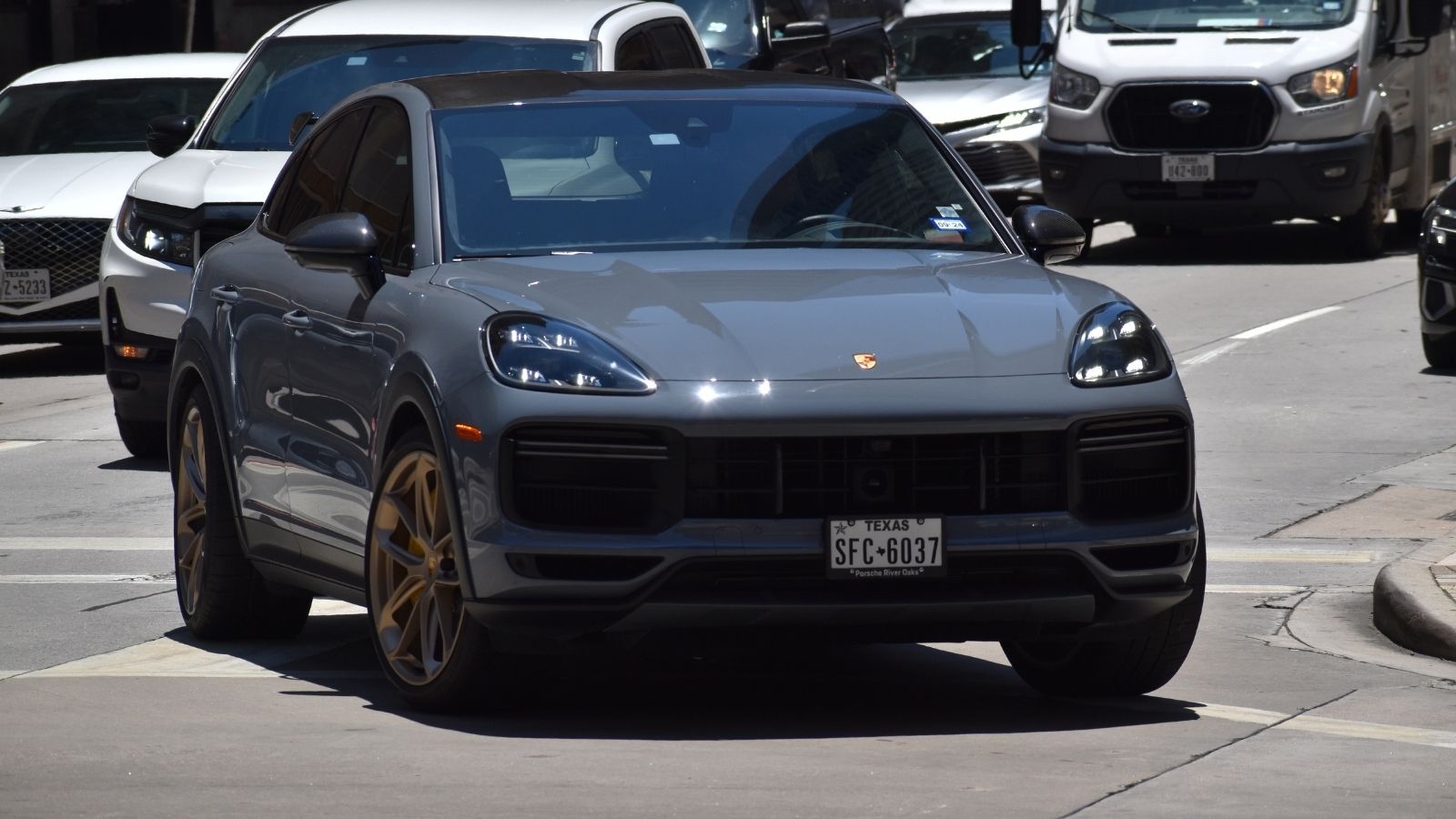 19 Adventure Cars That Have Explored Beyond Limits — Adventure Aces