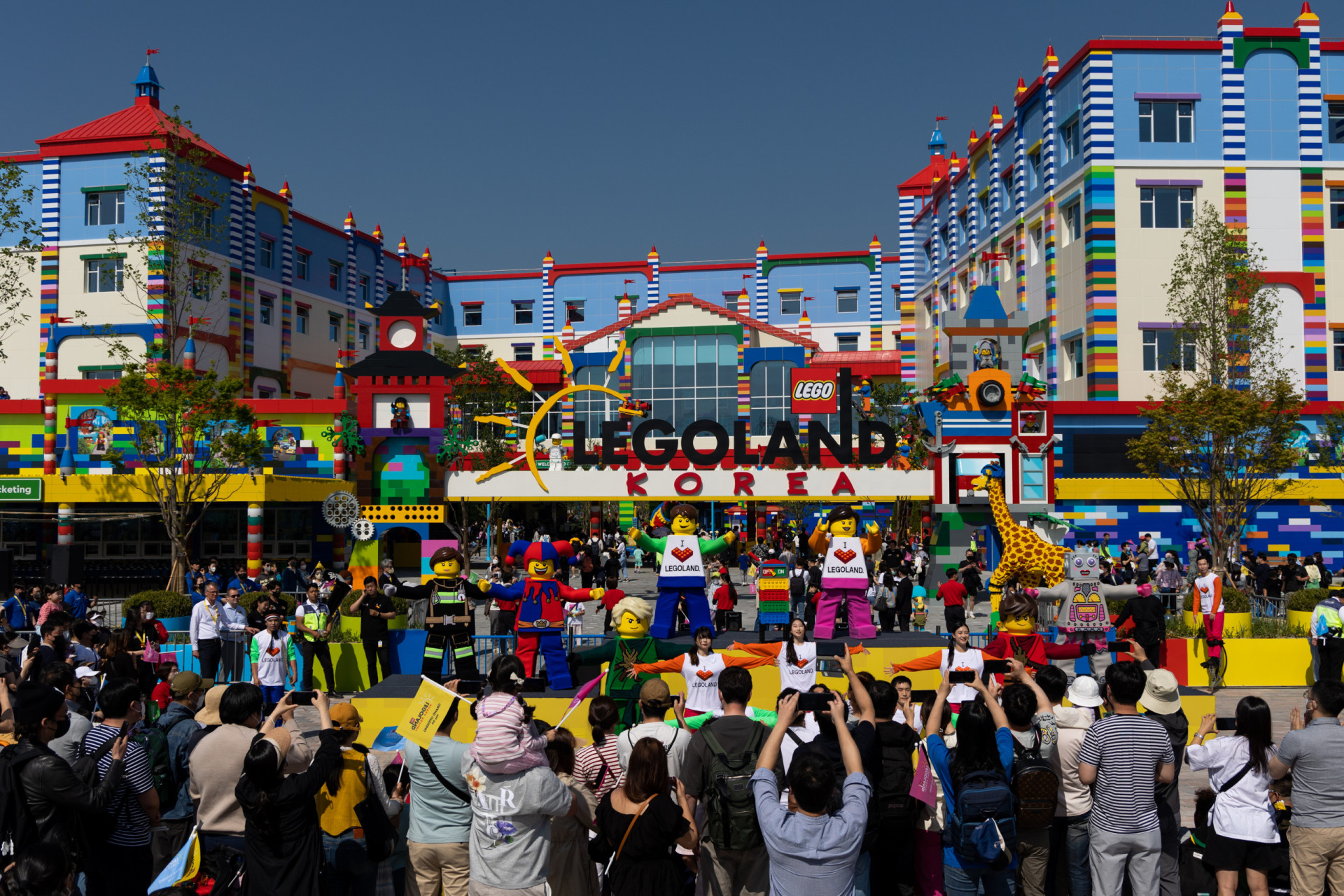 Constructing creativity: the amazing world of Lego