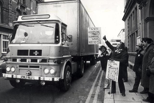 15 of the best incredible throwback Blackpool photos from the last few ...