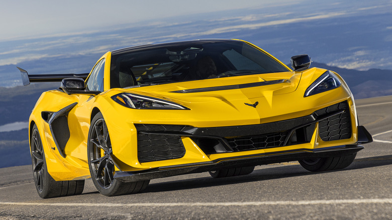 5 Of The Most Powerful Flat-Plane V8 Engines