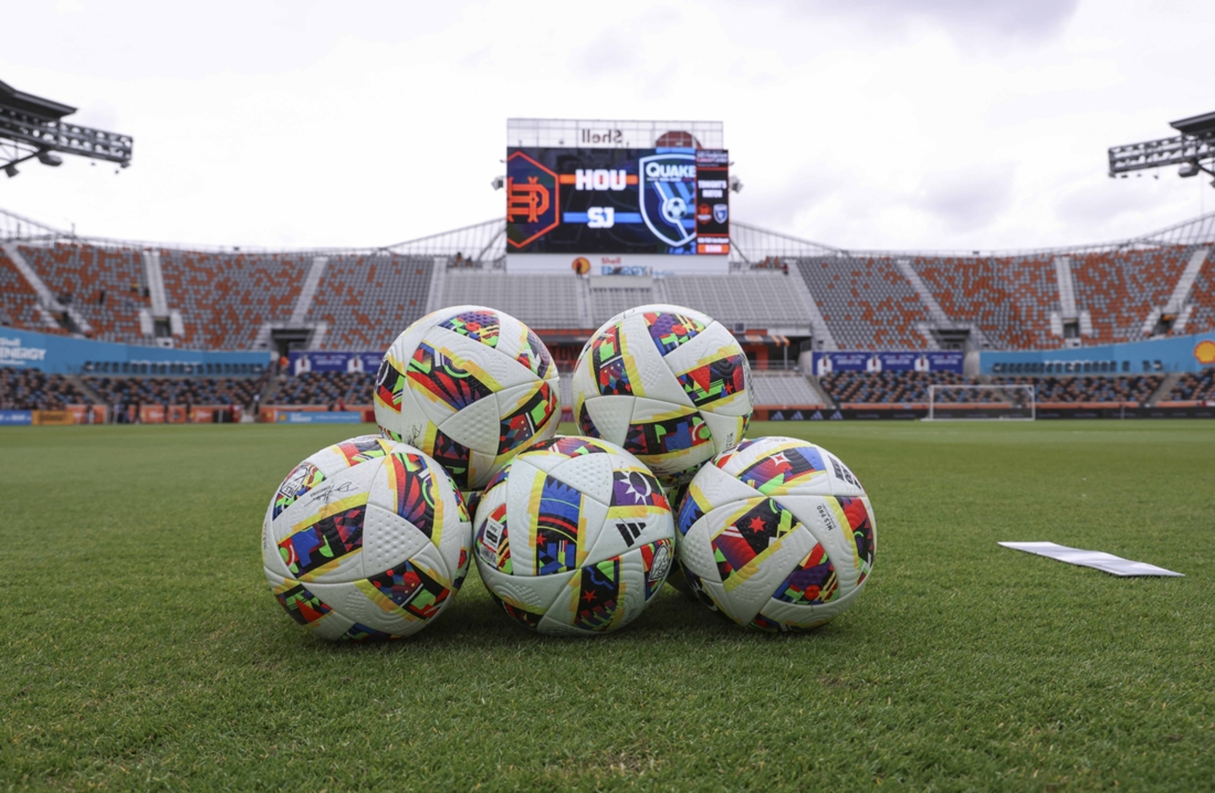 Dynamo sign Brazilian D Lucas Halter through 2029-30