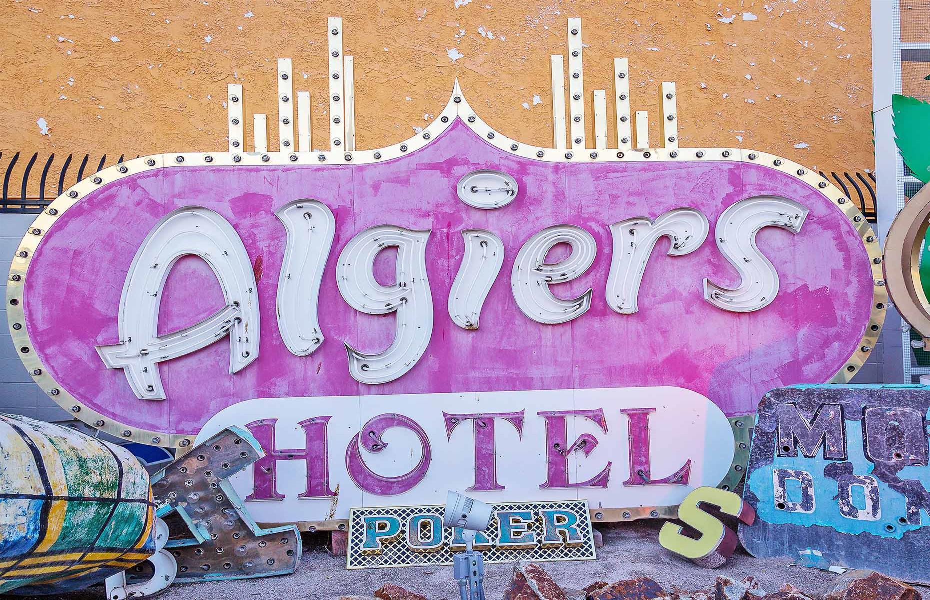 33 legendary Las Vegas hotels that have been reduced to rubble