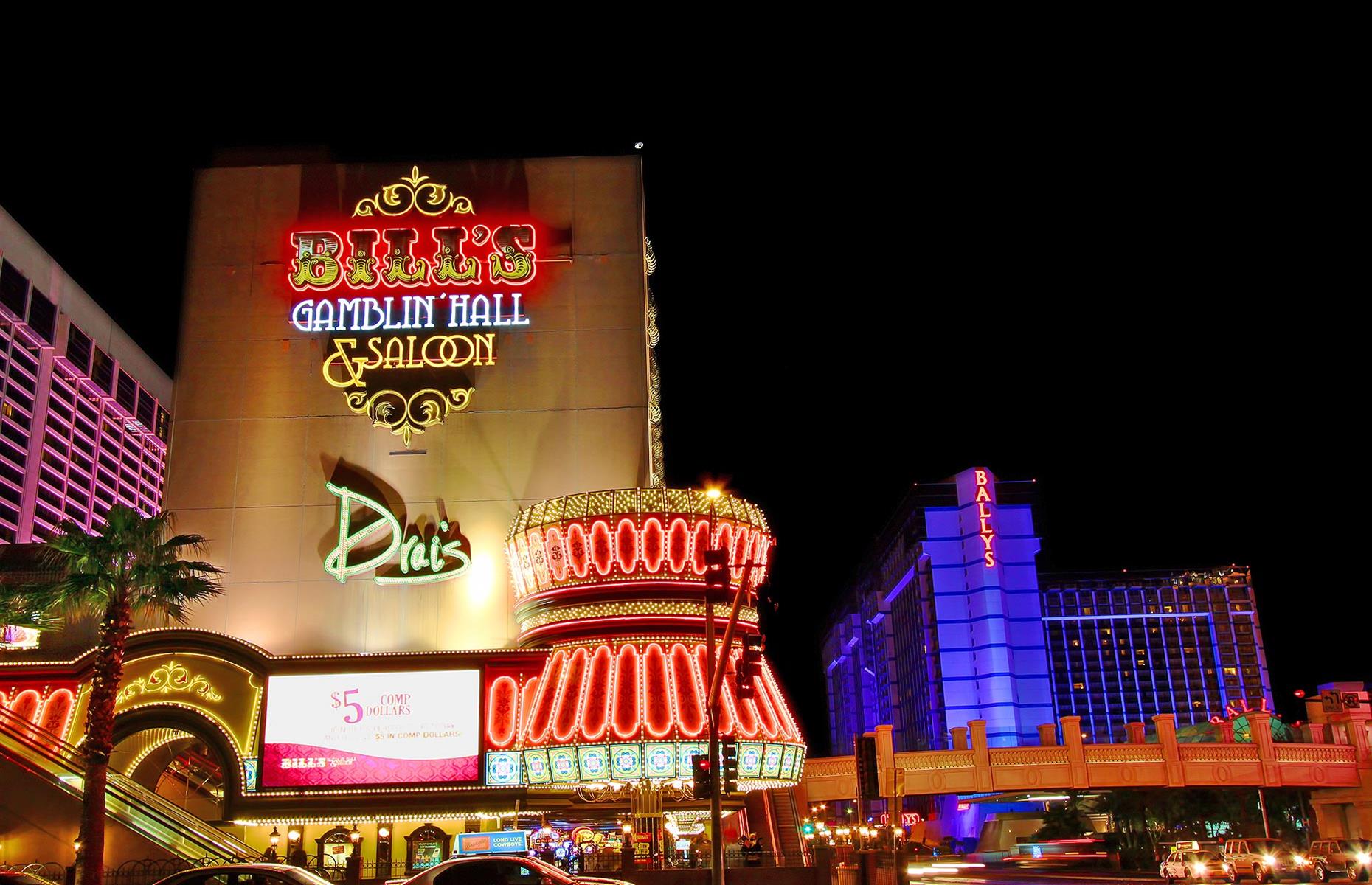 33 legendary Las Vegas hotels that have been reduced to rubble