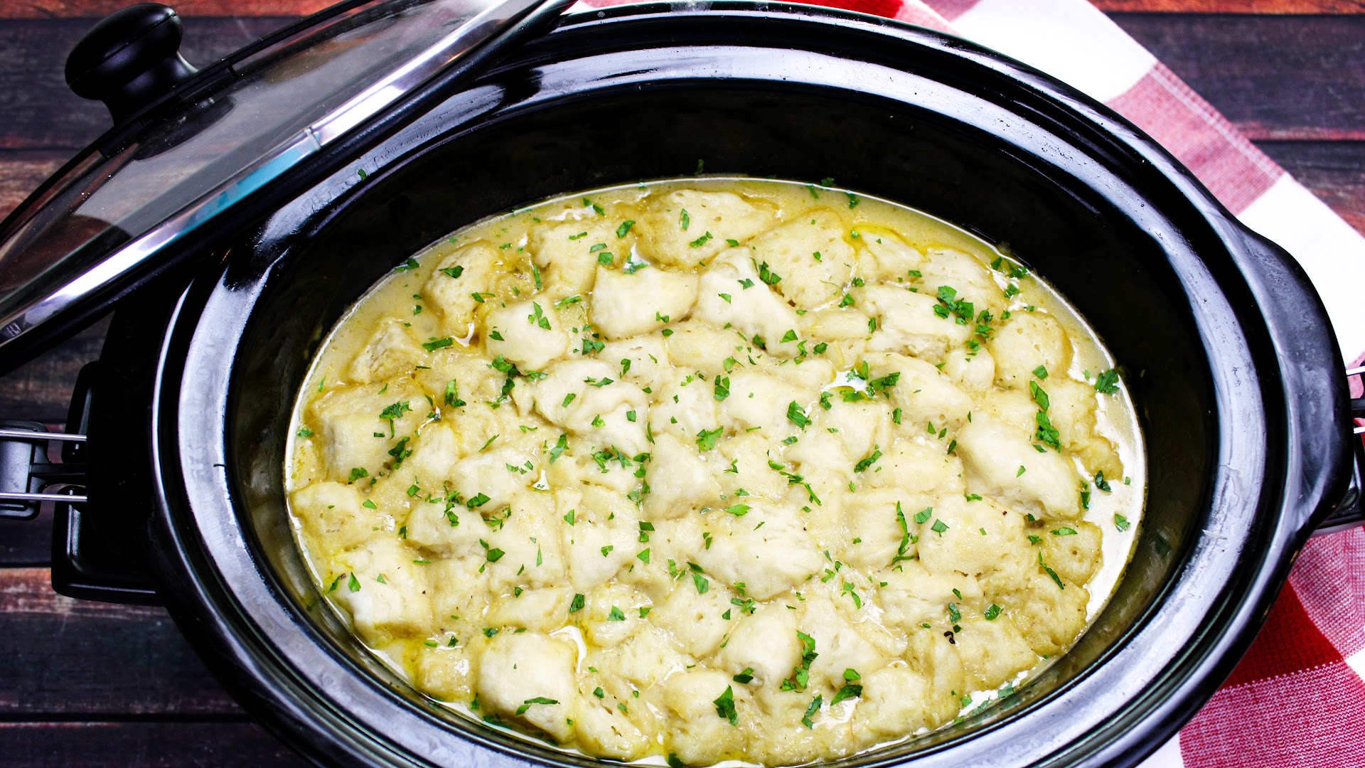 Never Has Comfort Food Ever Been So Easily Done! Crock Pot Chicken Pot ...
