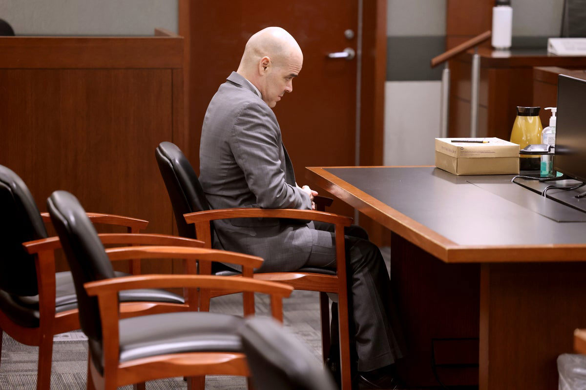 Jury returns to deliberating in trial of former elected official in ... Jury returns to deliberating in trial of former elected official in ...