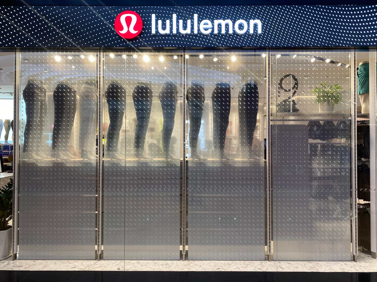 Lululemon FY24 outlook expected to reflect failed Breeze Through launch