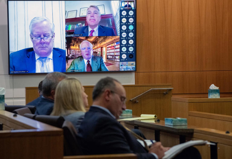 Former Trump chief of staff Mark Meadows loses bid to move charges to ... Former Trump chief of staff Mark Meadows loses bid to move charges to ...