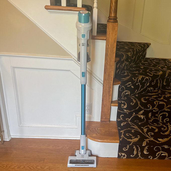 The 5 Best Vacuums for Carpeted Stairs and Steps in 2025, According to ...