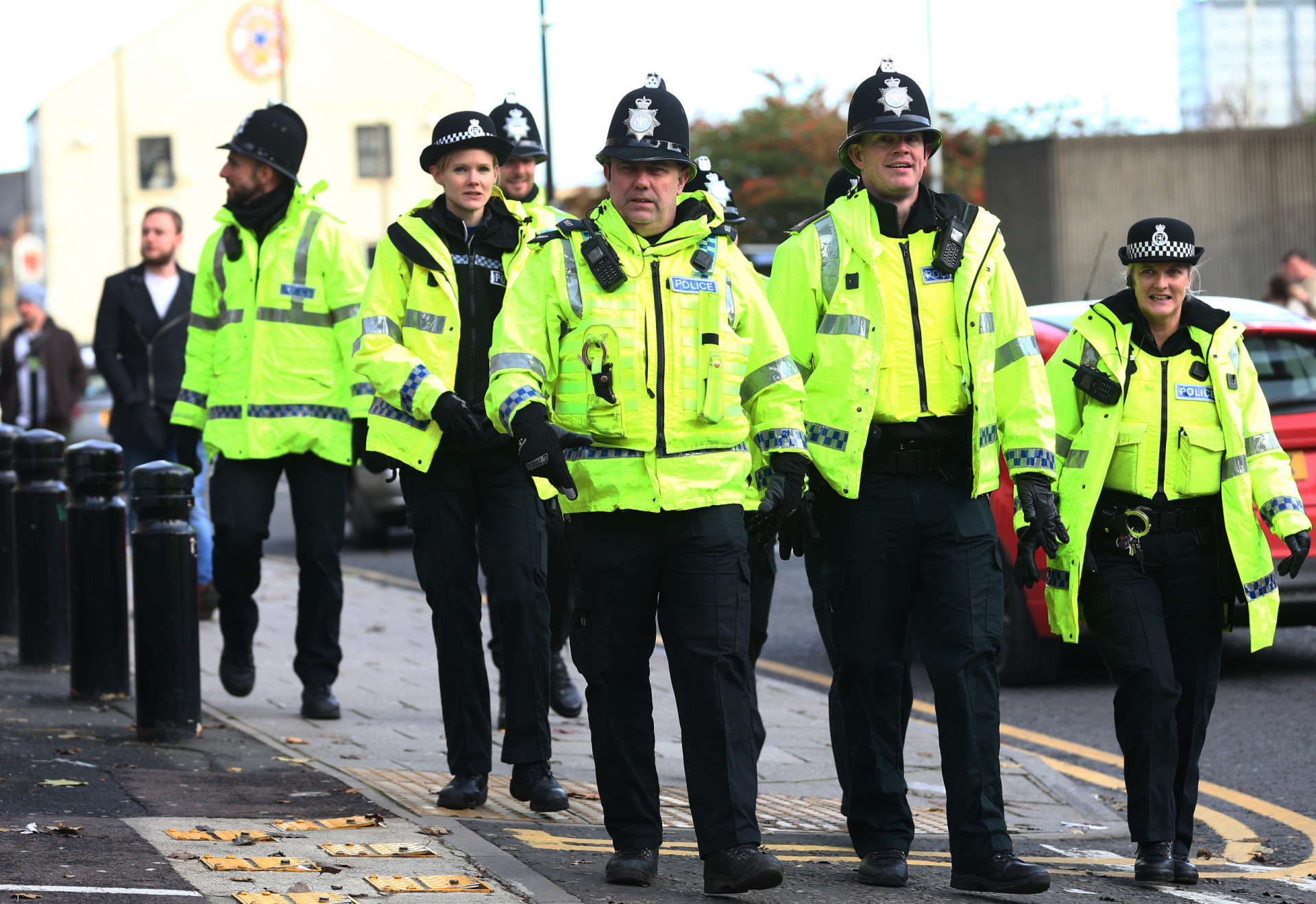 What police uniforms look like around the world