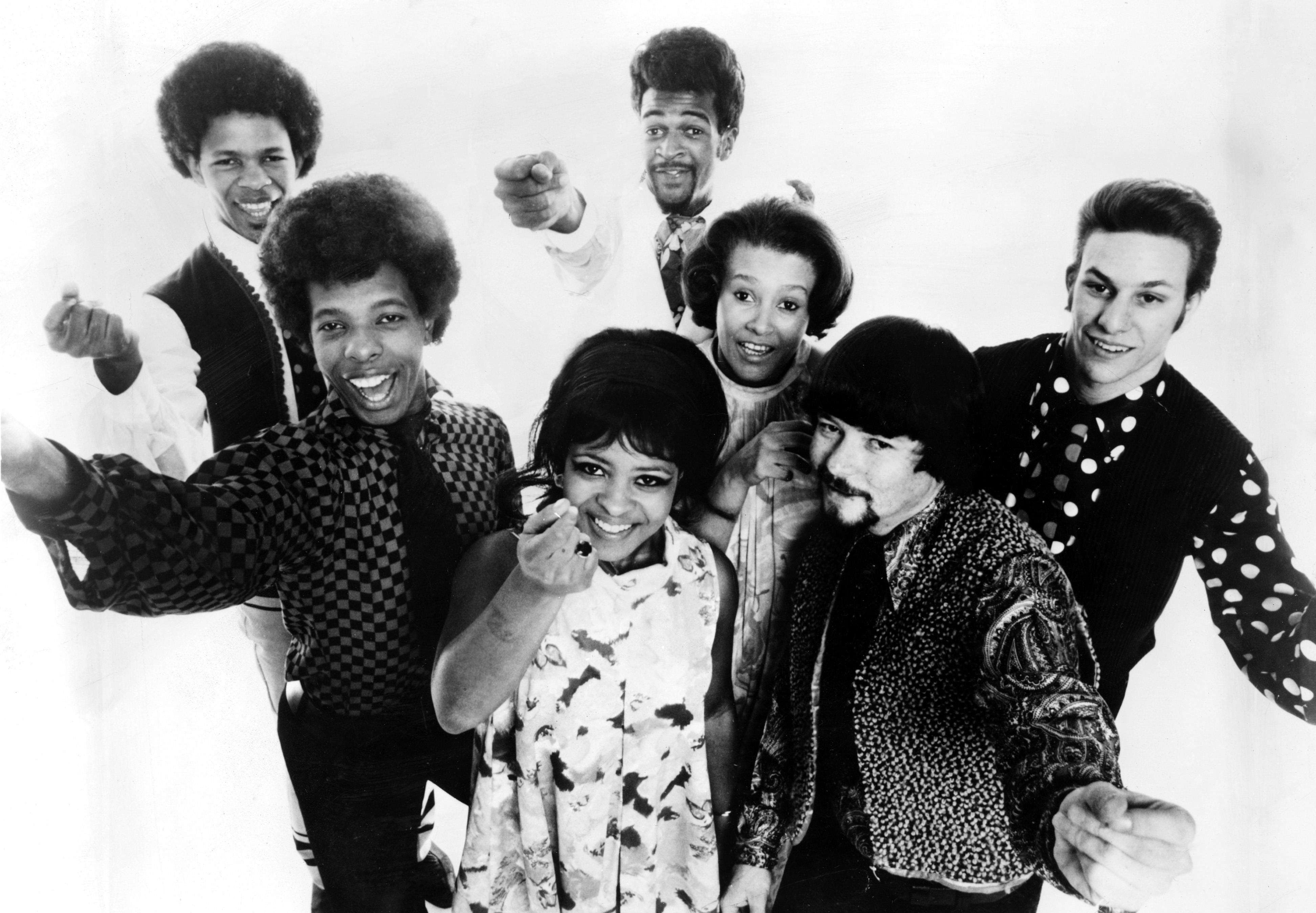 Die 100 besten Musiker aller Zeiten: Sly & the Family Stone – Essay von ...