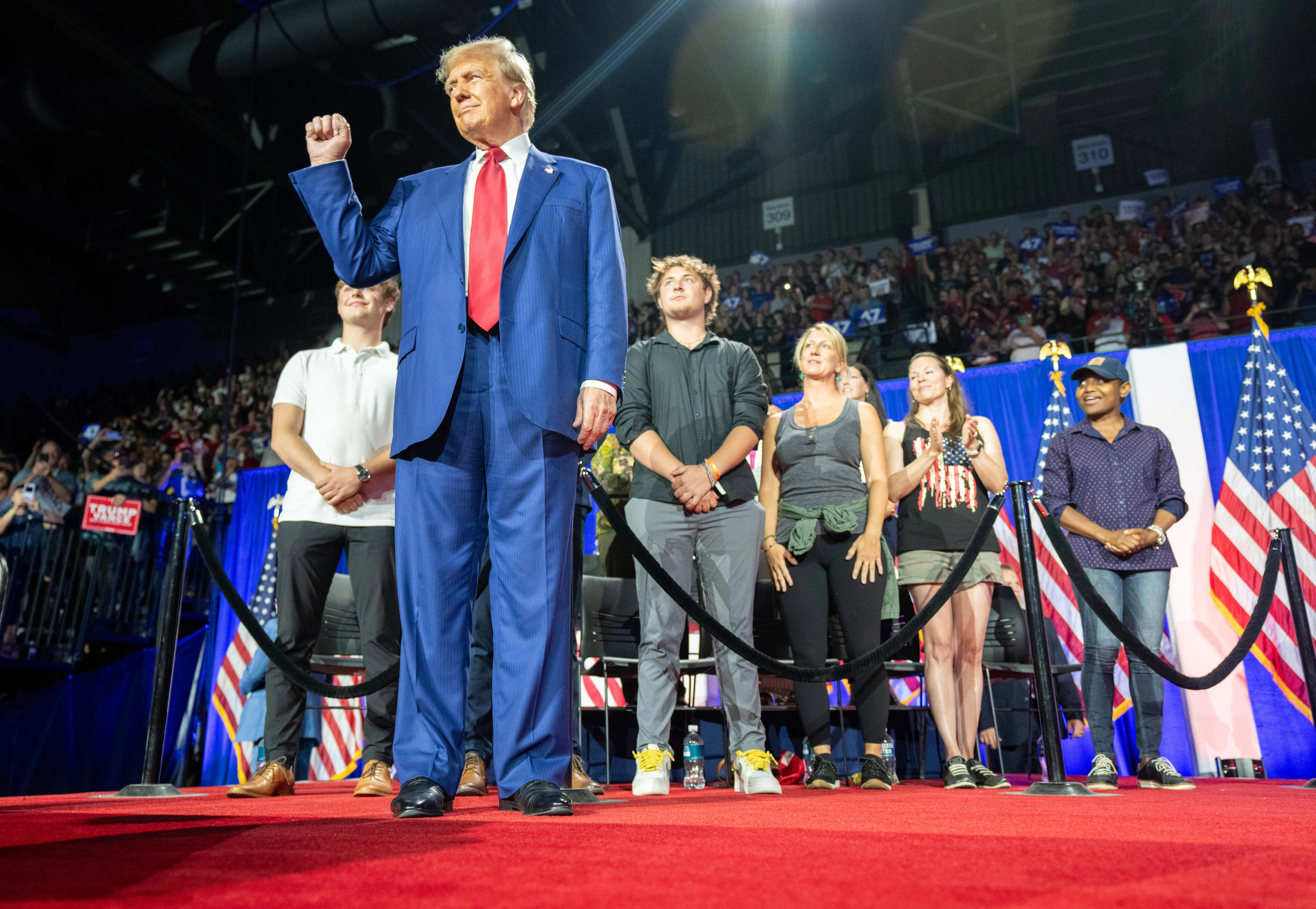 Trump's Wisconsin event Saturday moving indoors out of Secret Service ...