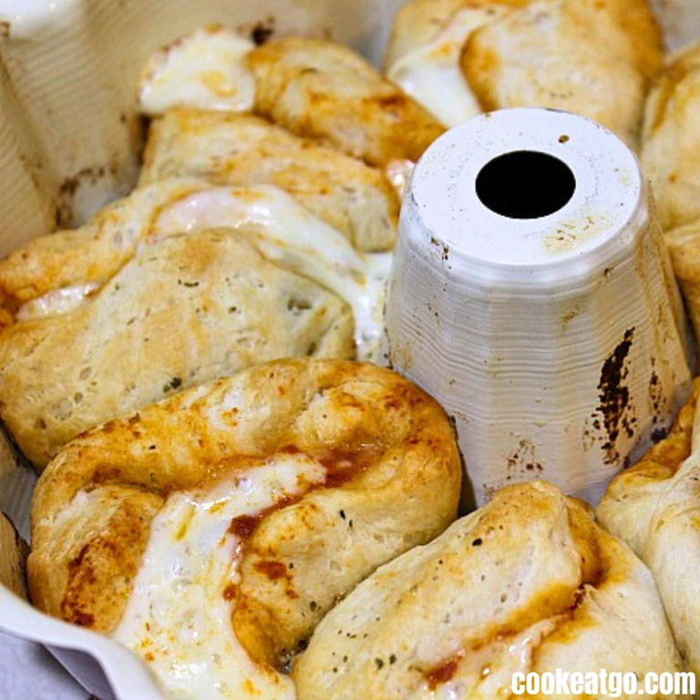 Easy Cheesy Monkey Bread!