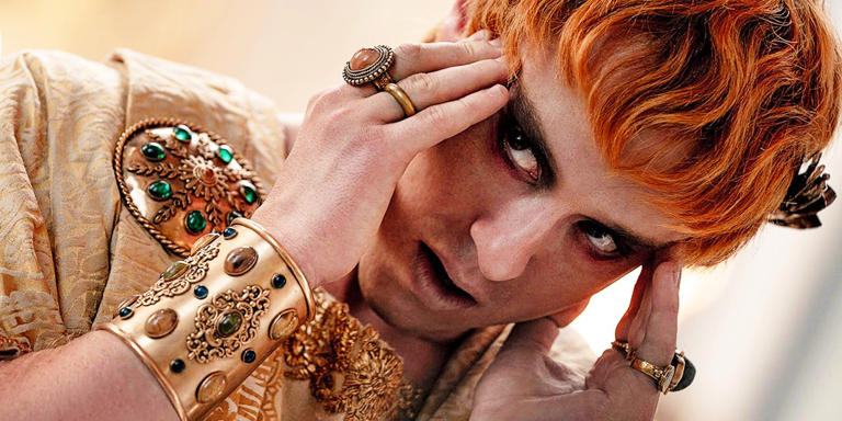 How Gladiator 2s Evil Roman Emperor Compares To Joaquin Phoenixs Commodus Explained By Ridley 