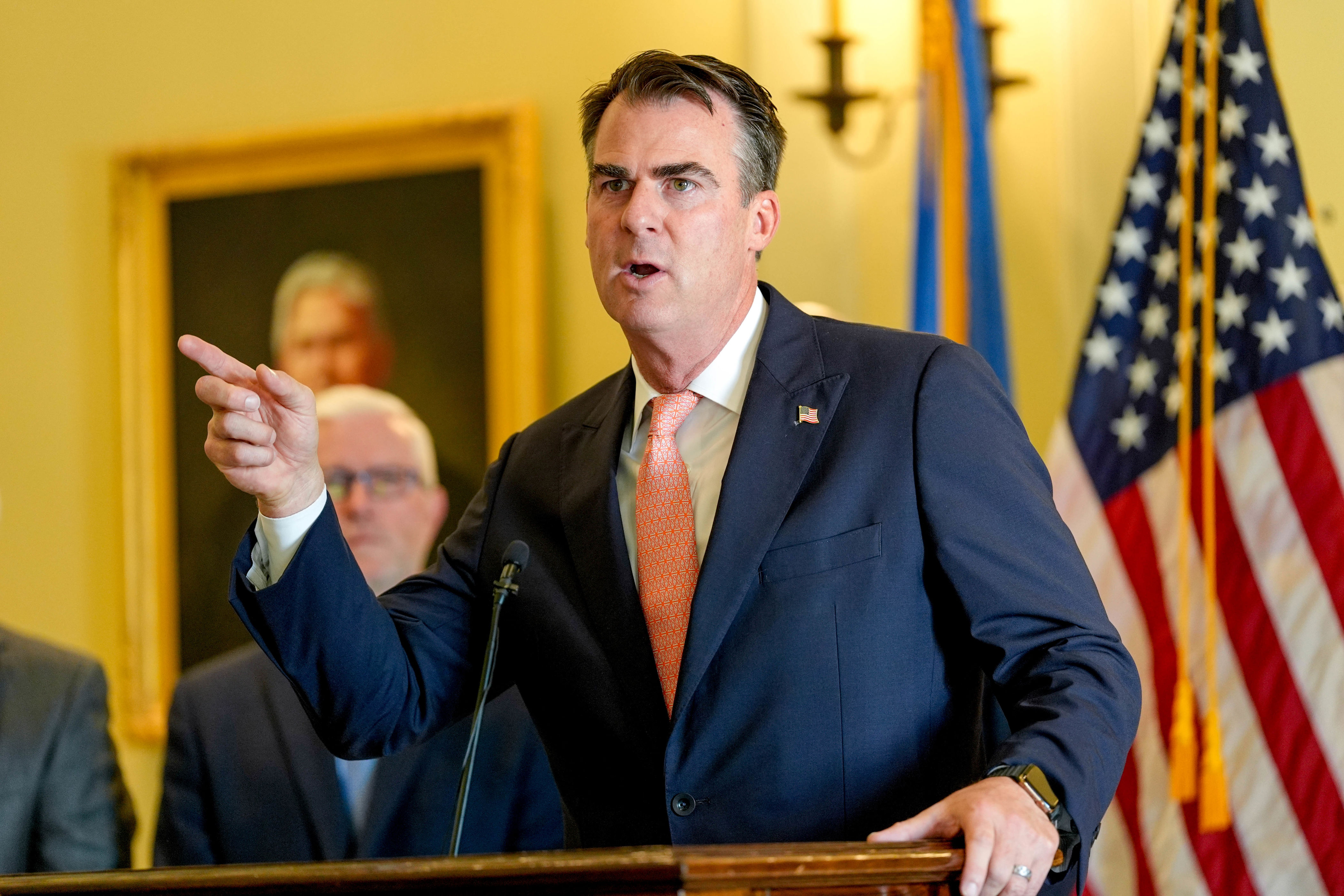 Oklahoma Gov. Stitt selects pastor, former lawmaker as 6th chief of staff