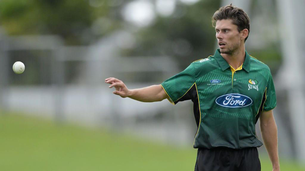 Randell joins Somerset on short-term deal Randell joins Somerset on short-term deal