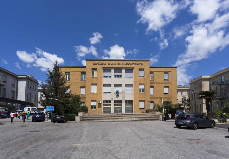 Ospedale di Cosenza, quella singolare odissea per un intervento di ...