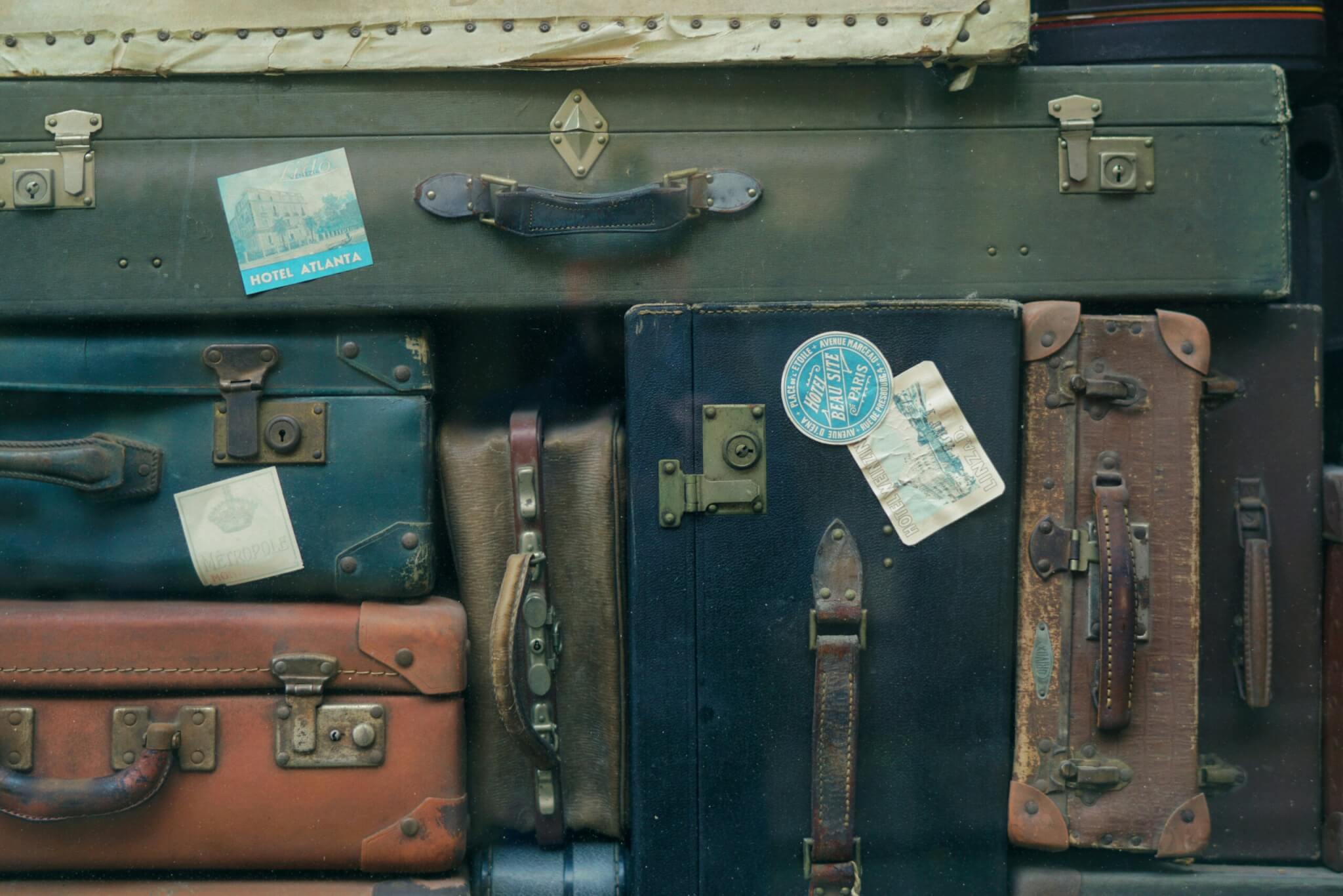 17 items you should always pack for your overseas trip