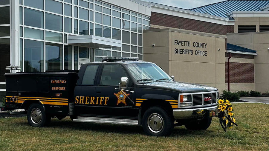 Deputies investigating human remains found off I-71 South