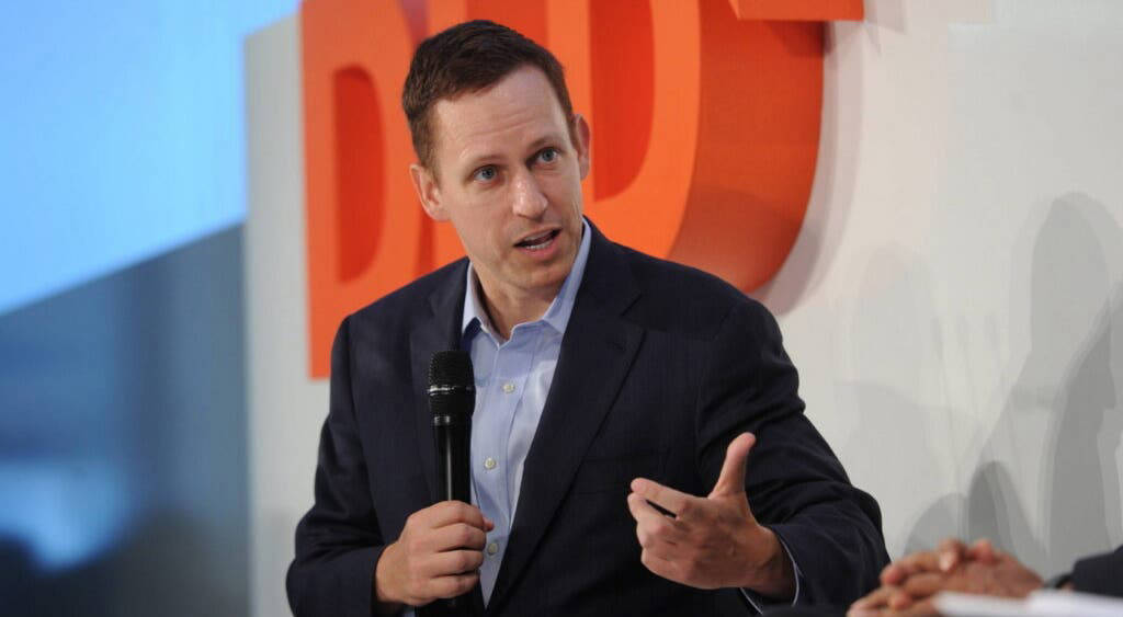 Peter Thiel Defends Calling Warren Buffett A 'Sociopathic Grandpa From ... Peter Thiel Defends Calling Warren Buffett A 'Sociopathic Grandpa From ...
