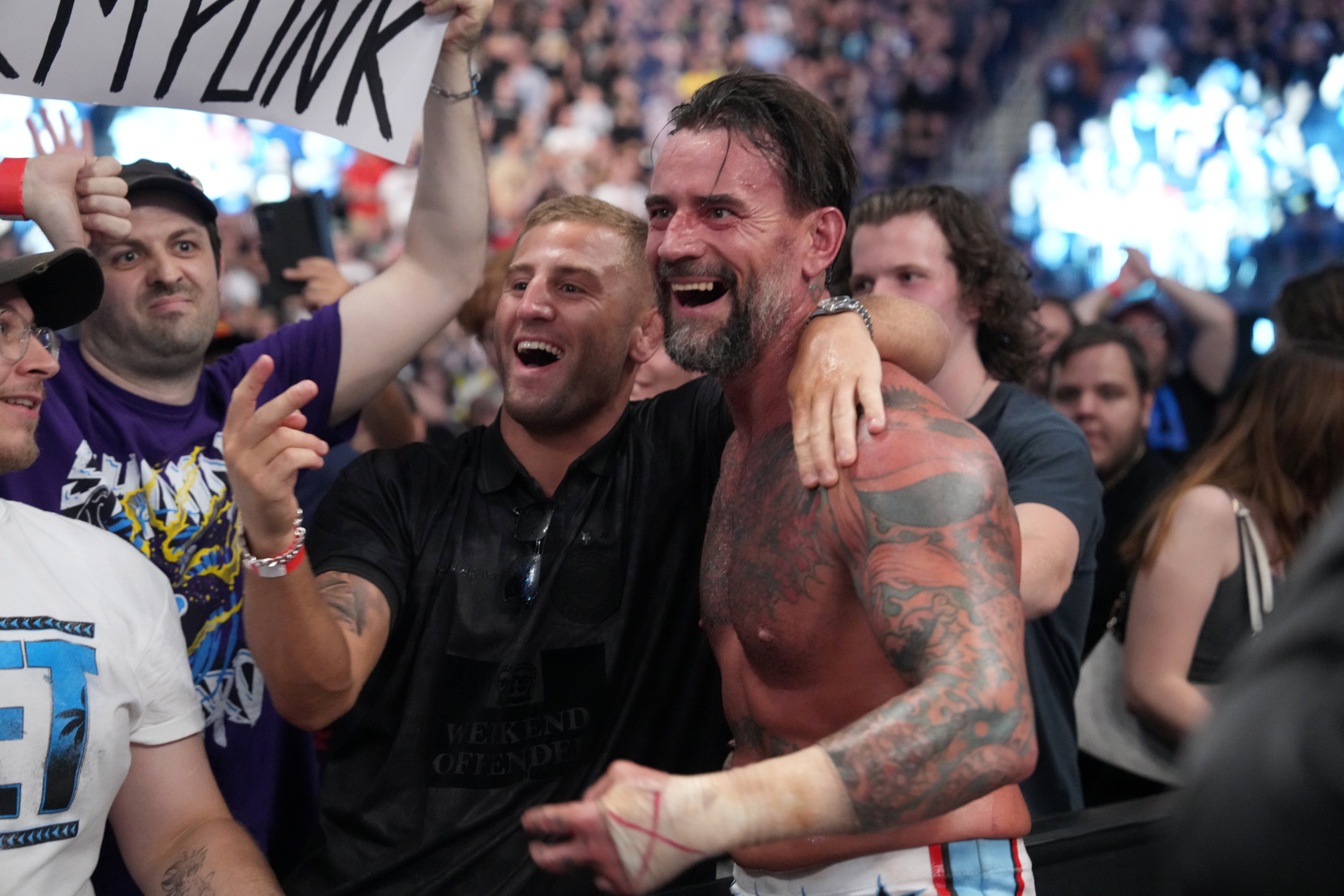 CM Punk Confronts Fans For Inappropriate Touching At WWE Show