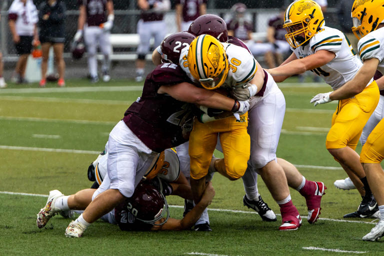 2025 High School Football Week 0 Roundup: Blackhawk edges out Beaver ...