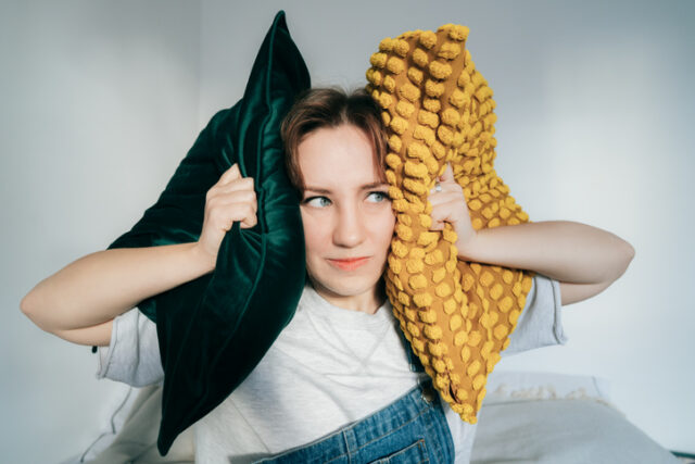 15 tips to learn how to be a quieter extrovert