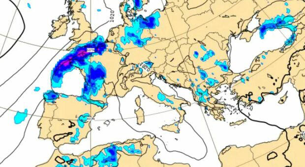 Burrasca di fine estate in arrivo, c'è una data. Possibili Burrasca di fine estate in arrivo, c'è una data. Possibili
